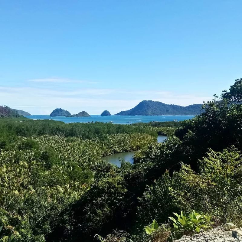Wisata Pulau Mandeh, "Raja Ampatnya" Sumatera Barat!