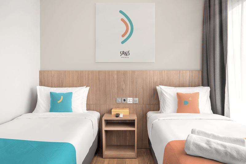 Ngintip Kamar dan Sudut Santai di Sans Hotel, Yuk!