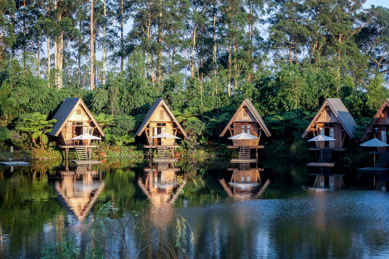 Cobain ke Dusun Bambu Lembang, Wisata Alam yang Modern dan Keren Banget