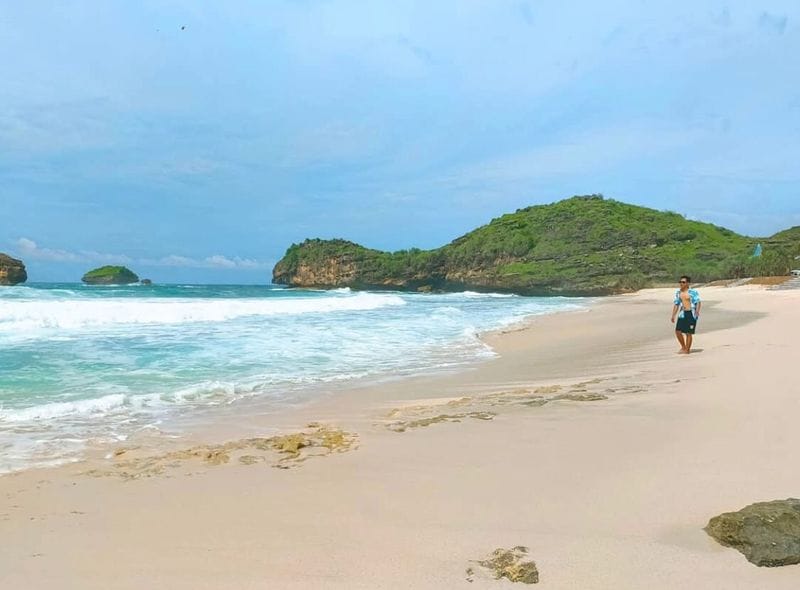 Camping di 5 Lokasi Pantai di Jawa ini untuk Dapetin Pengalaman yang ...