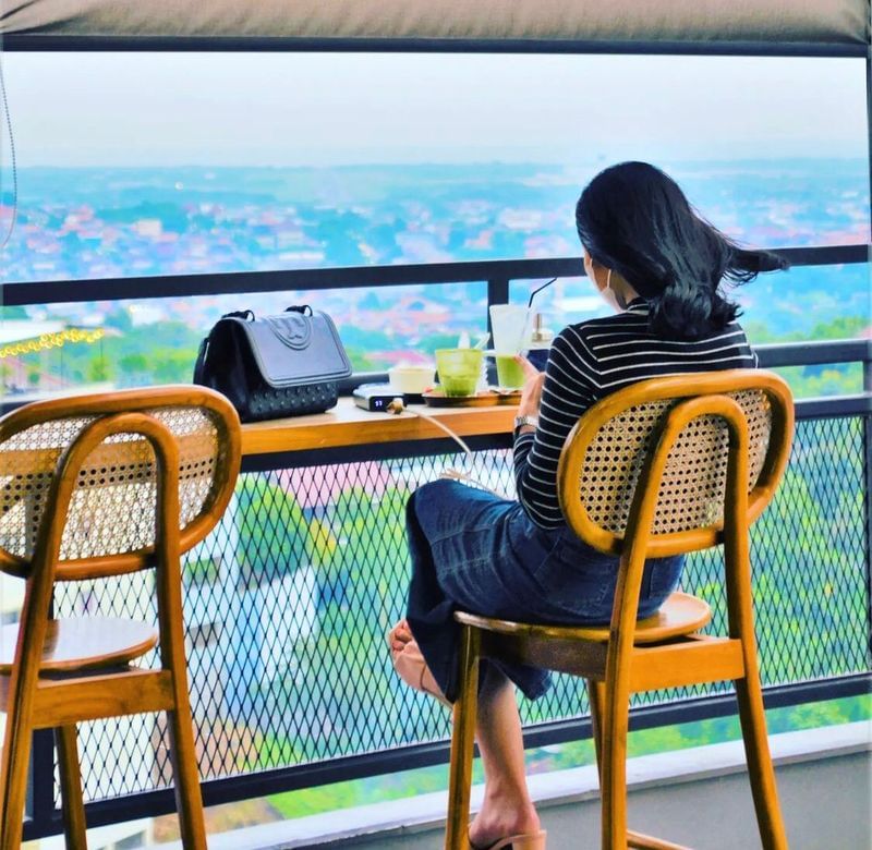 Rekomendasi Cafe di Semarang Dengan Harga Terjangkau yang Punya ...