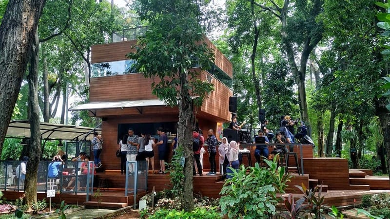 Nongkrong di Café Outdoor Ini Yuk, Pas Bersantai di Jakarta