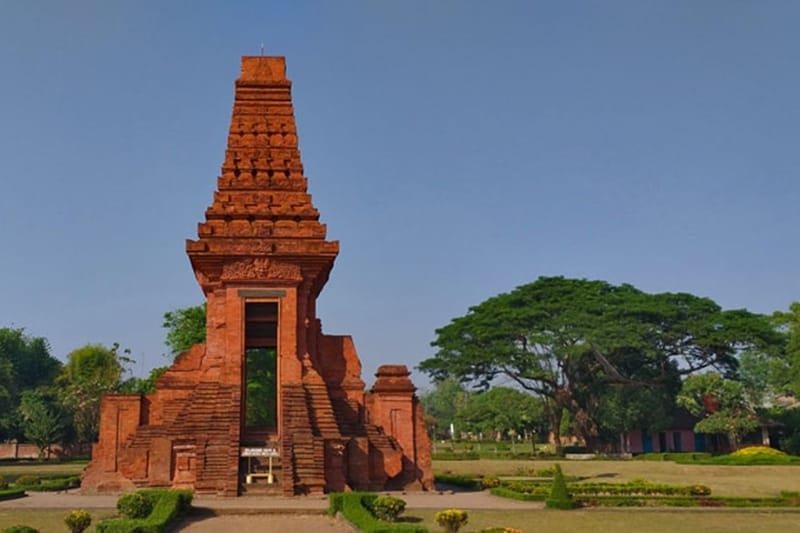 Eksplor Wisata Mojokerto Yuk! Ada Tempat Seru Apa?