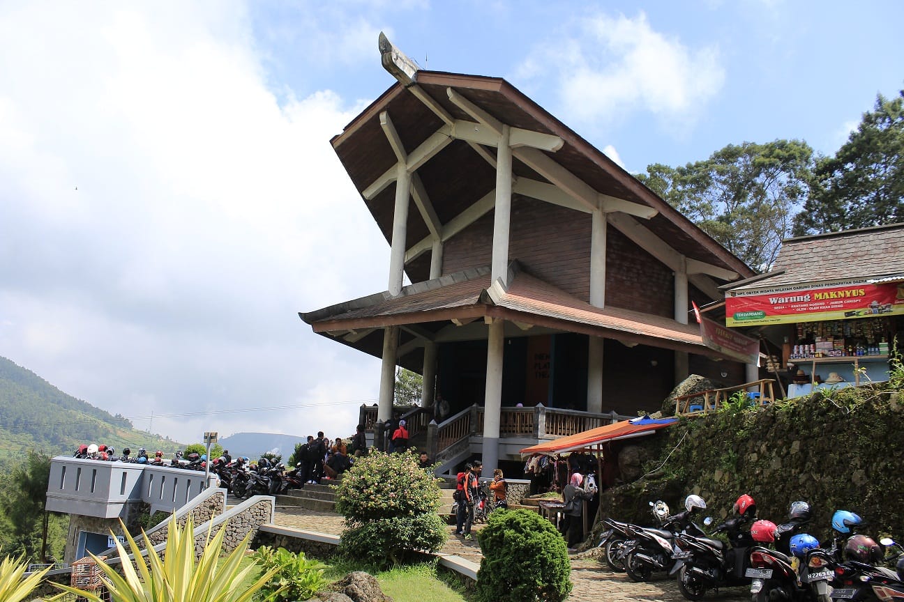Tempat Wisata Dataran Tinggi Dieng yang Paling Menarik Untuk Dikunjungi