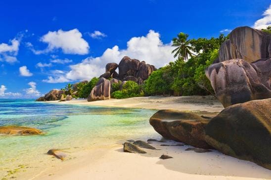 6 Objek Wisata Pulau Bangka Terbaik yang Bisa Anda Kunjungi