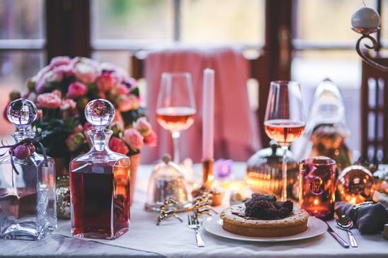 Tempat Makan Romantis di Bandung yang Cocok untuk Kamu dan Pasangan!