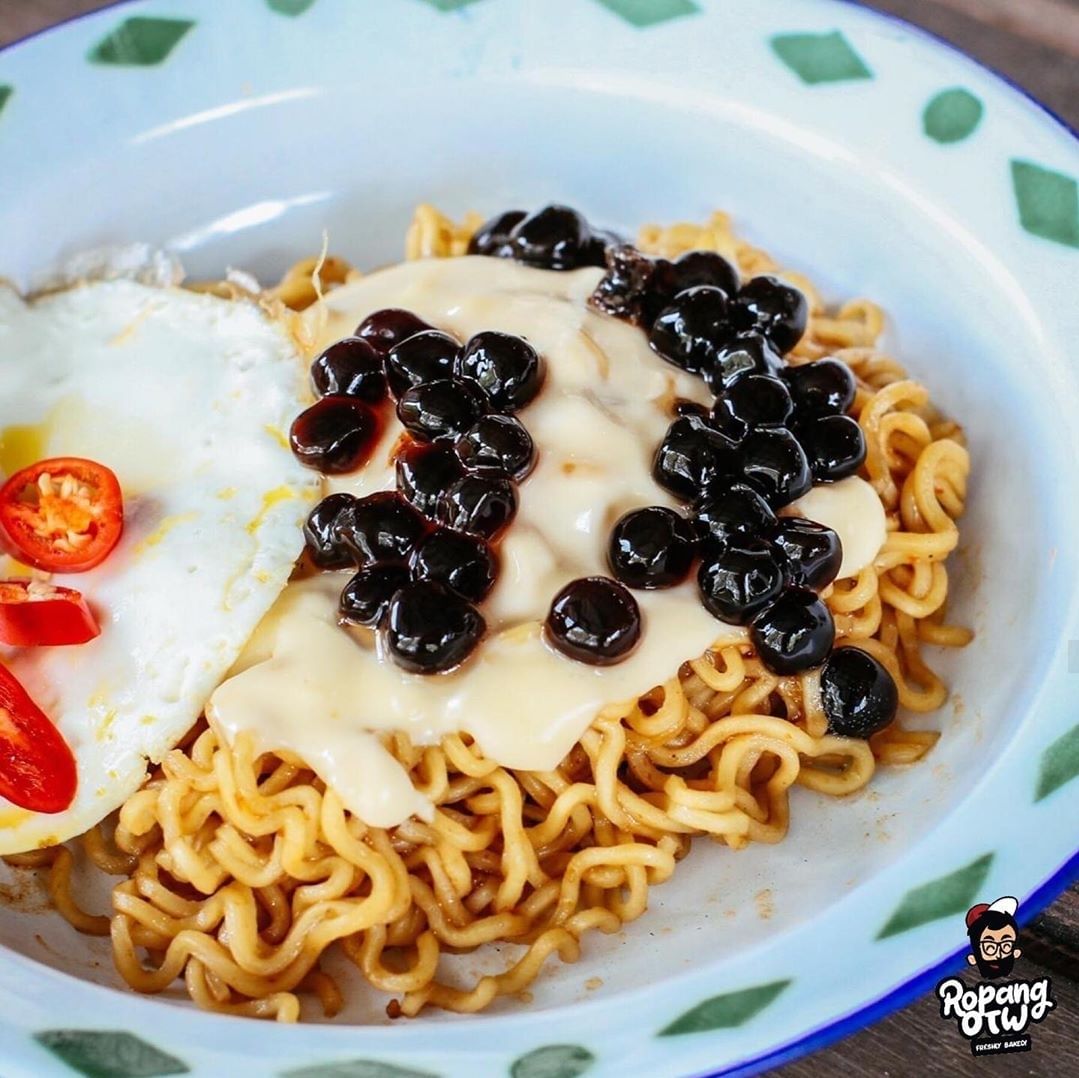 5 Makanan dengan Toping Boba