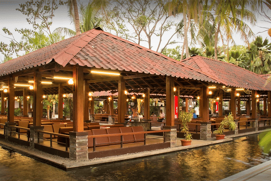 Restoran Lesehan di Jakarta Untuk Makan Bersama Keluarga!